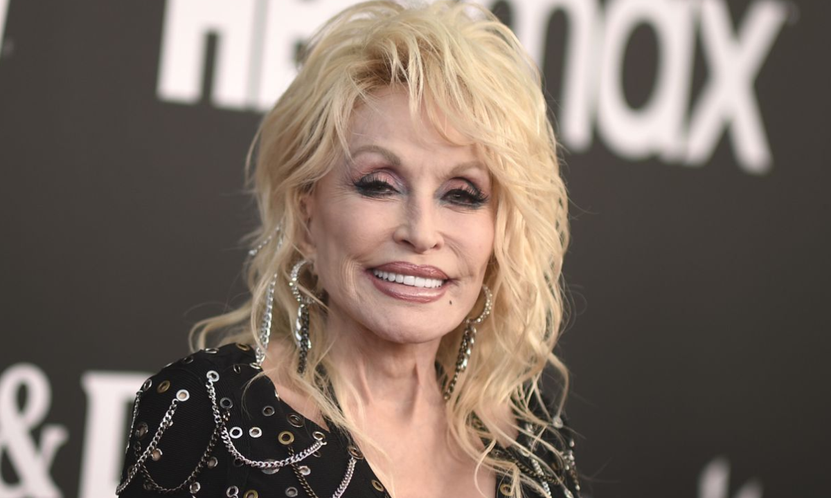 Five-Year-Old Steals the Show with Stunning “Jolene” Performance Her ...